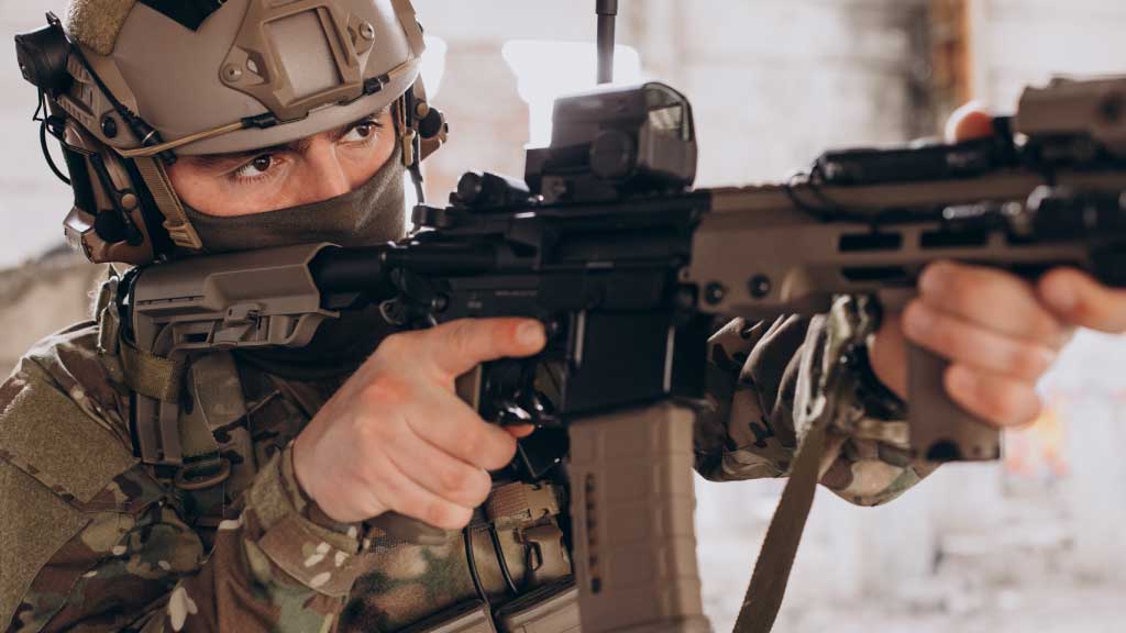 Are Head-Up Displays (HUDs) and Holographic Gun Sights the Same? A ...